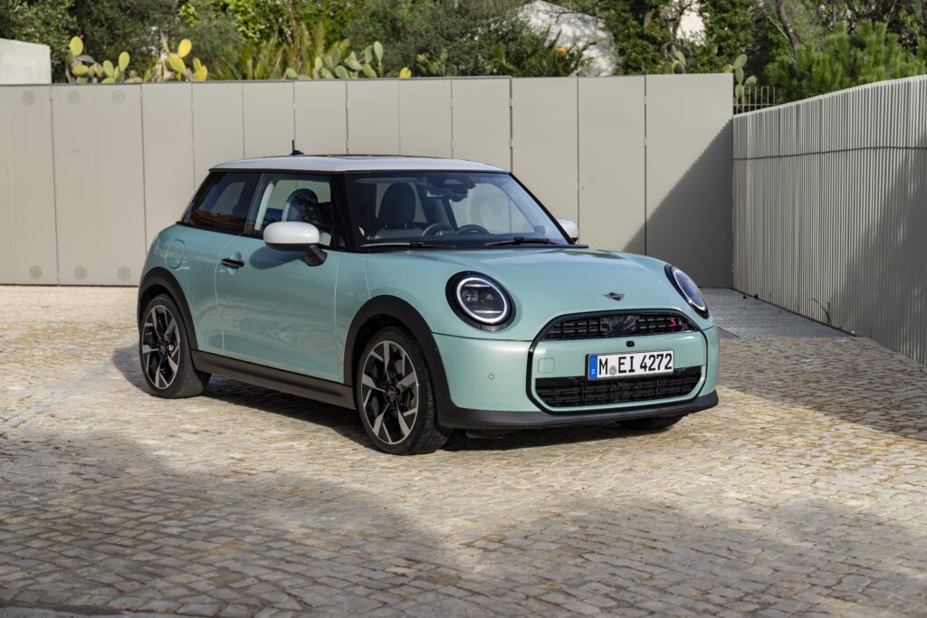 MINI COOPER 3-DOOR OFFERS. | Ocean Group